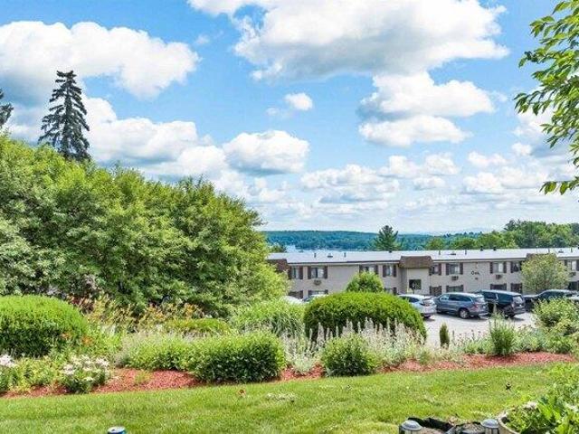 2 bedroom, Laconia NH 03246 89586097
