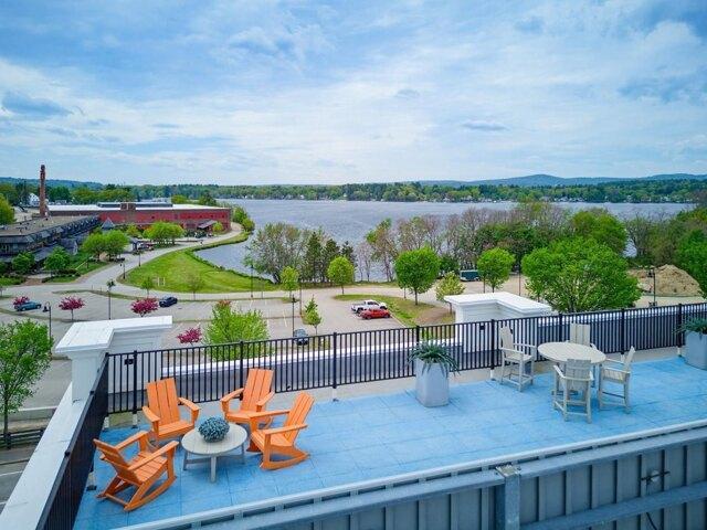 2 bedroom, Laconia NH 03246 104440965