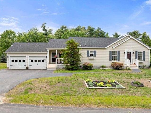 2 bedroom, Laconia NH 03246 104444099