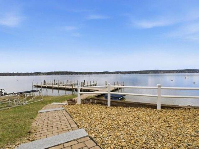 2 bedroom, Laconia NH 03246 104481810