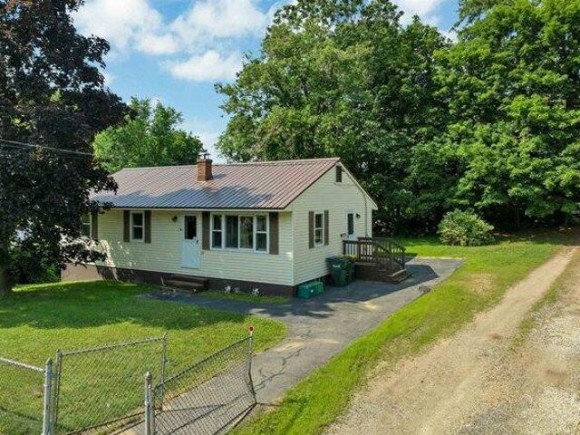 2 bedroom, Laconia NH 03246 104151016