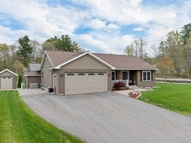 2 bedroom, Laconia NH 03246 LS102709462