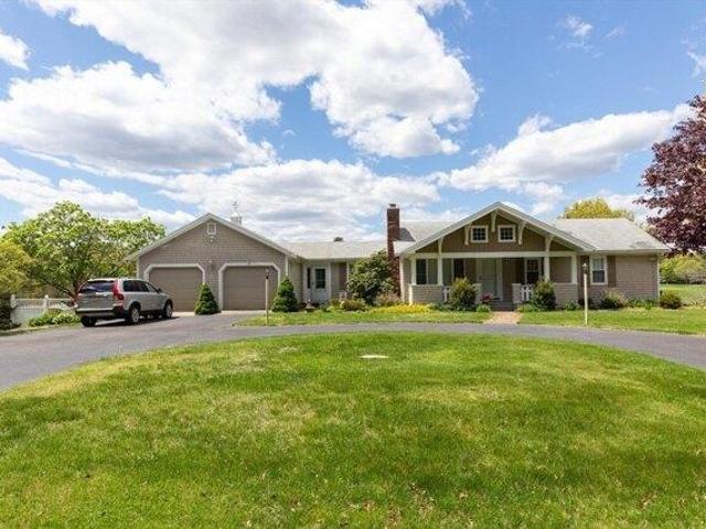 2 bedroom, Lakeville MA 02347 102370168