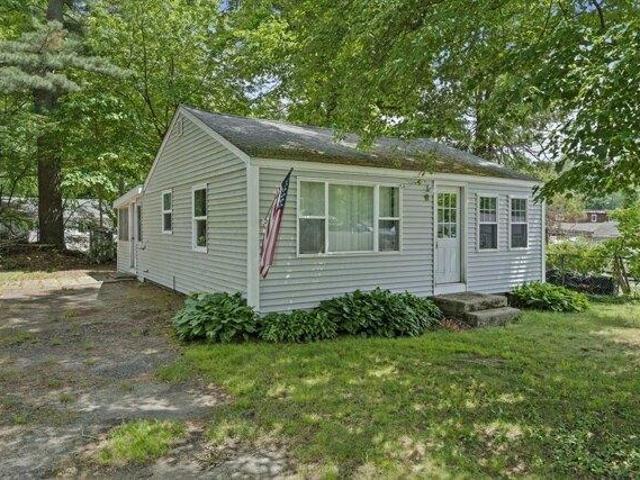 2 bedroom, Lakeville MA 02347 104189638