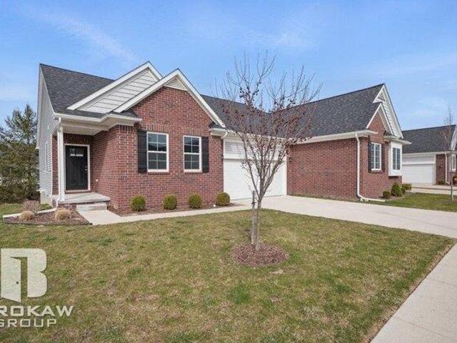 2 bedroom, Lapeer MI 48446 90945340