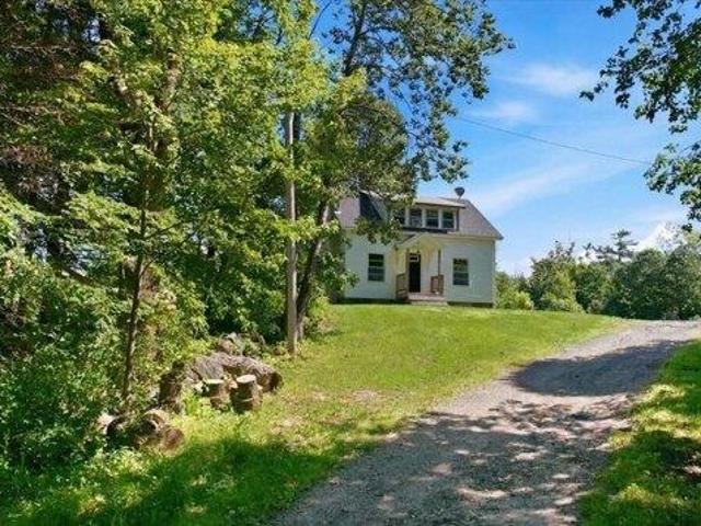 2 bedroom, Lewiston ME 04240 104832413