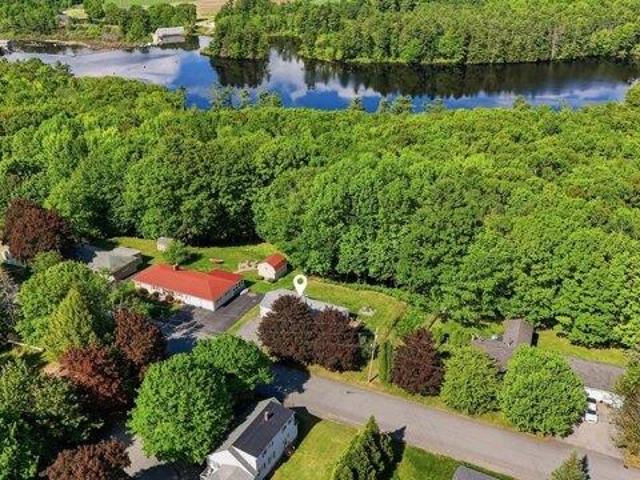 2 bedroom, Lewiston ME 04240 105124545