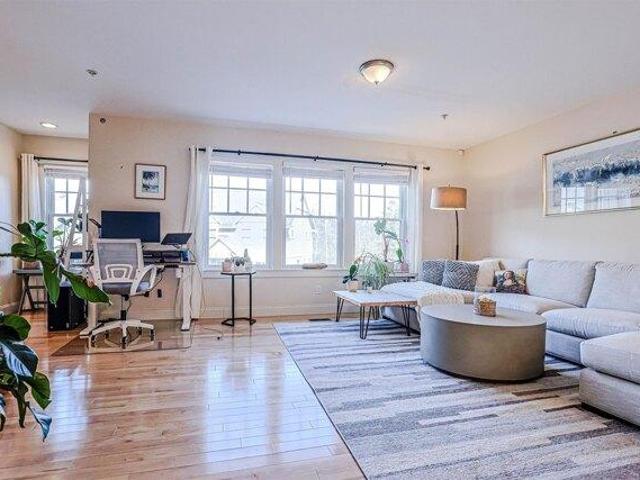2 bedroom, Lebanon NH 03766 102279659