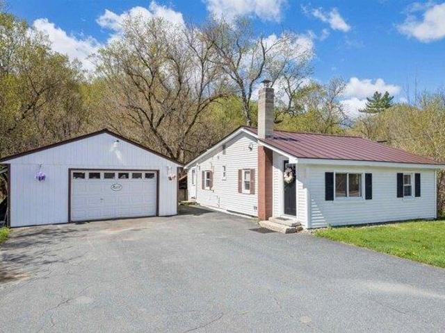 2 bedroom, Lebanon NH 03766 LS102727244