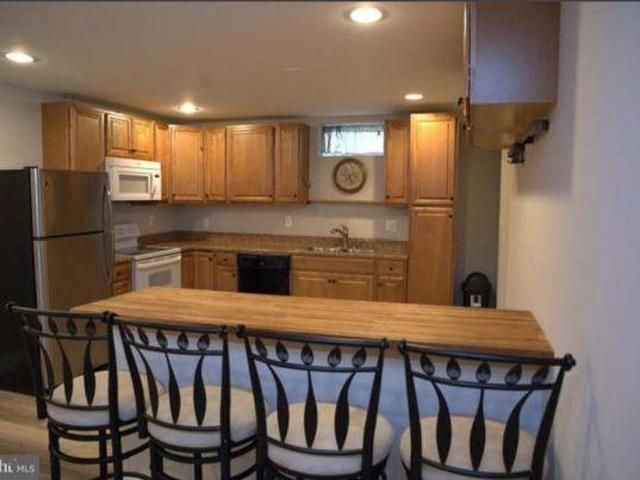 2 bedroom, Leesburg VA 97418016