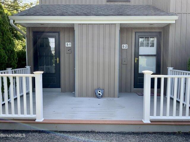2 bedroom, Lenox MA 01240 105106494