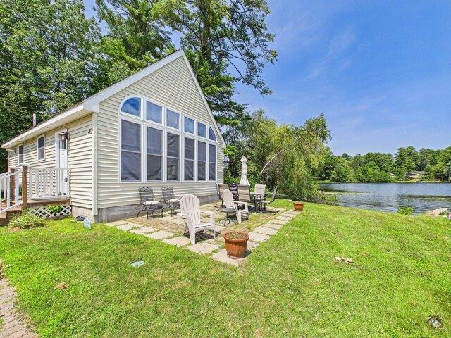 2 bedroom, Litchfield ME 04350 105116452