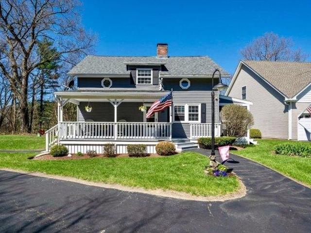 2 bedroom, Litchfield NH 03052 LS102343735