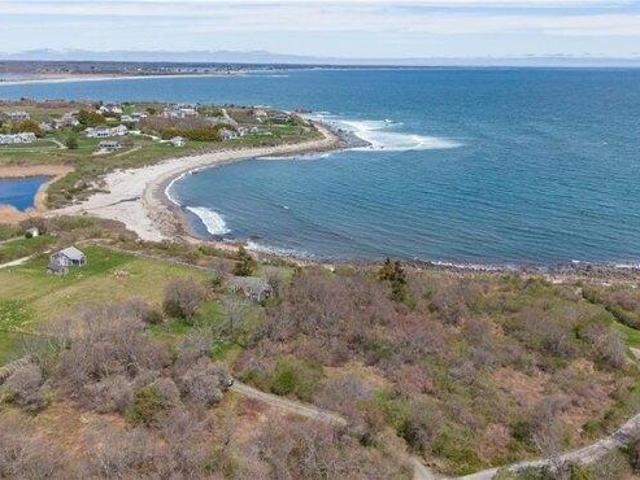2 bedroom, Little Compton RI 02837 105080201