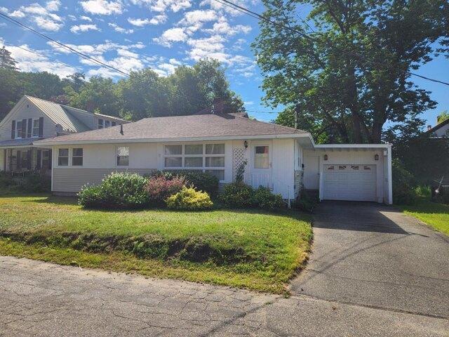 2 bedroom, Livermore Falls ME 04254 104690184
