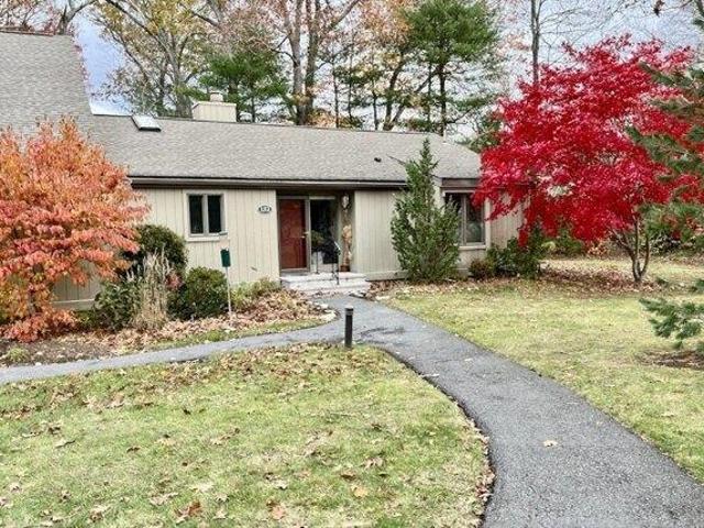 2 bedroom, Lincoln MA 01773 102412563