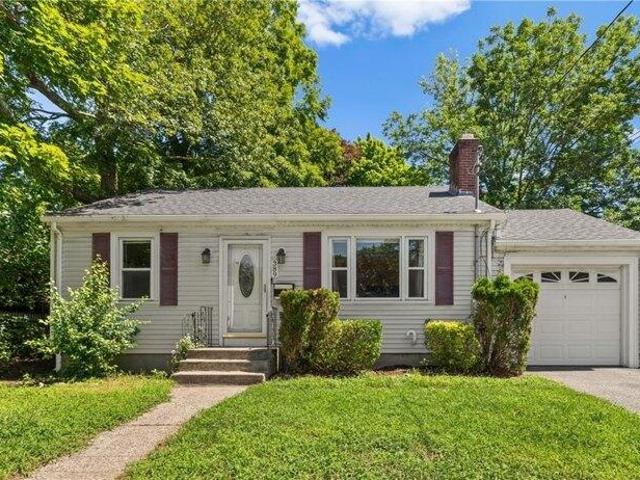 2 bedroom, Lincoln RI 02865 105108911