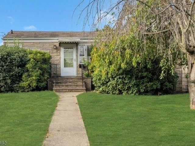 2 bedroom, Linden NJ 07036 102346107