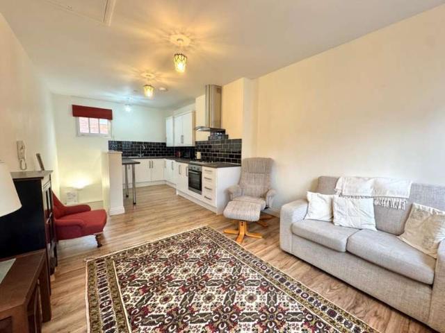 2 Bedroom Link Detached House