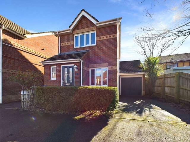 2 Bedroom Link Detached House