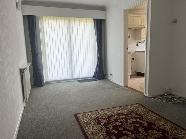 2 bedroom link detached house to rent
