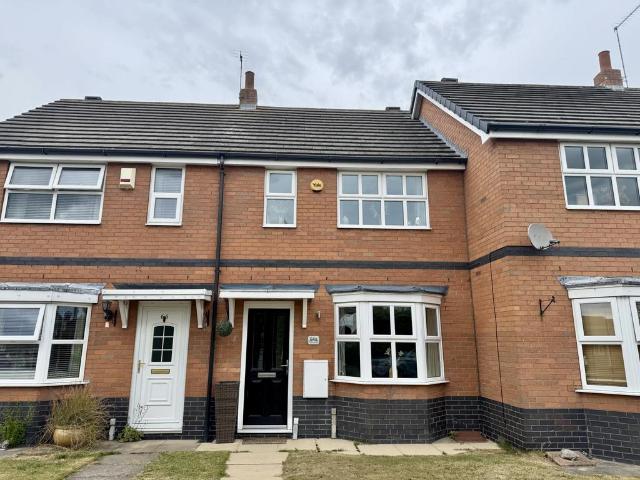 2 bedroom link detached house for sale