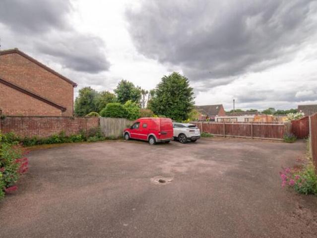 2 bedroom link detached house for sale in Elliott Drive, Thurmaston, LE4