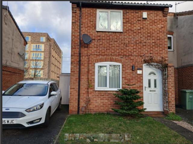 2 bedroom link detached house for sale in Kinglake Place, The Meadows, NG2