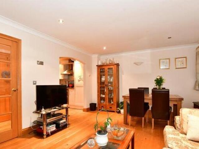 2 Bedroom Link Detached House For Sale In Liss