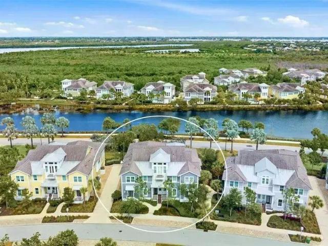 2 bedroom luxury Apartment for sale in Bradenton, Florida