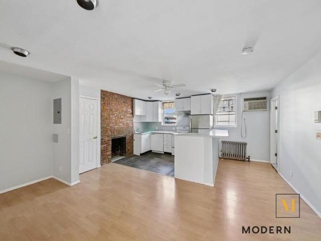 2 bedroom luxury Apartment for rent in 5 27 50th Avenue, Queens, New York
