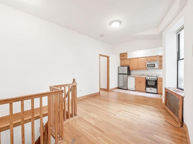 2 bedroom luxury Apartment for rent in 312 West 48th Street, Midtown Manhattan, Manhattan, New York