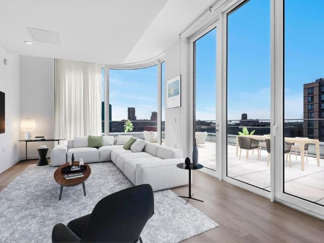 2 bedroom luxury Apartment for rent in Queens, New York