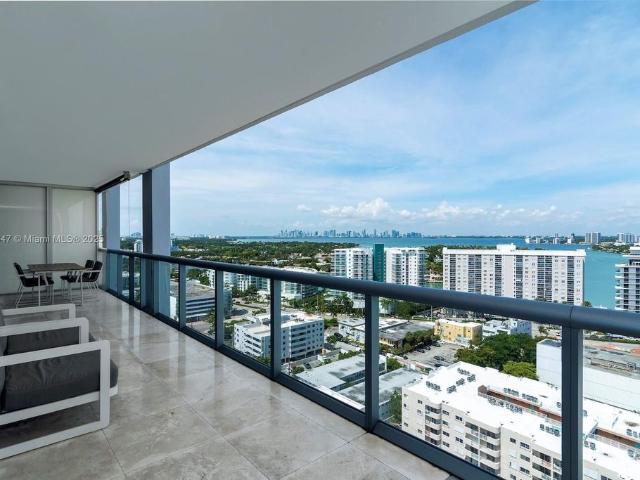 2 bedroom luxury House for sale in Miami Beach, United States