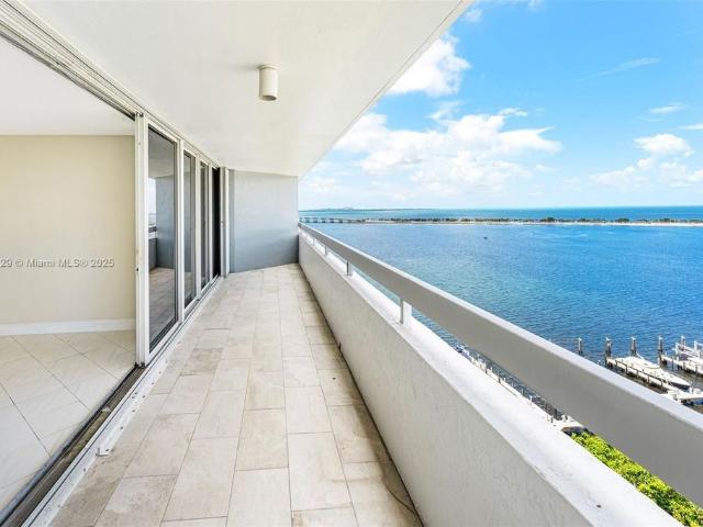 2 bedroom luxury House for sale in Miami, United States