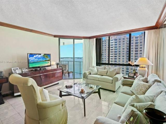 2 bedroom luxury House for sale in Miami, United States