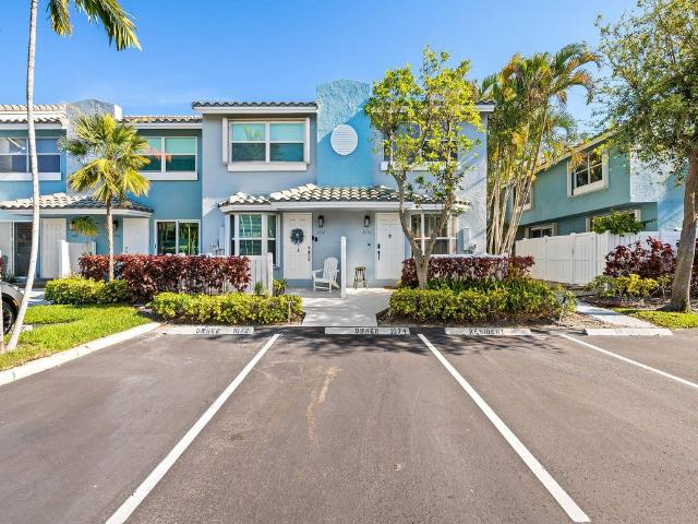 2 bedroom luxury Townhouse for sale in Boca Raton, United States