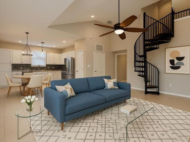 2 bedroom luxury Townhouse for sale in Cooper City, Florida