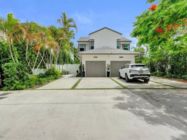 2 bedroom luxury Townhouse for sale in Fort Lauderdale, Florida