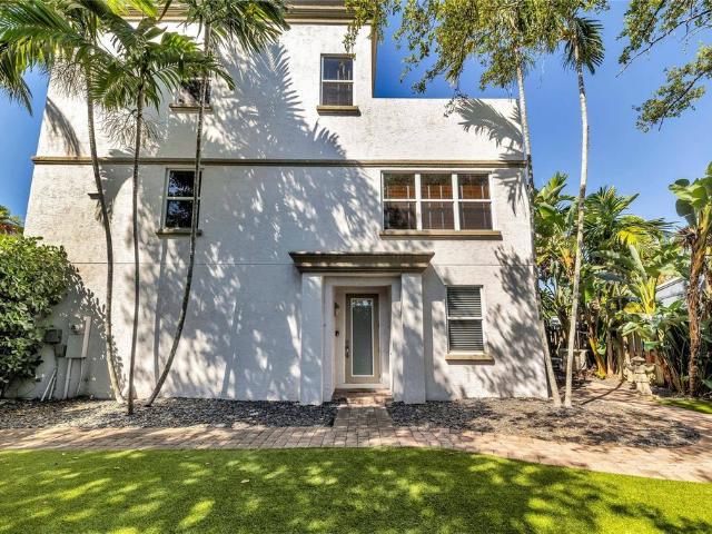 2 bedroom luxury Townhouse for sale in Fort Lauderdale, United States
