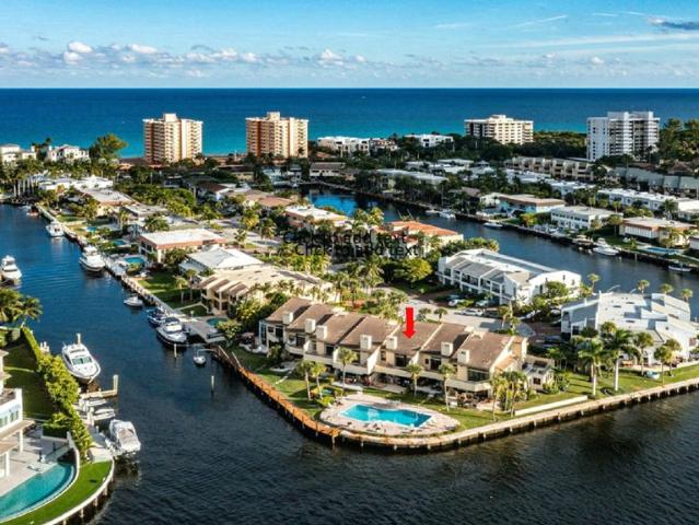 2 bedroom luxury Townhouse for sale in Highland Beach, United States