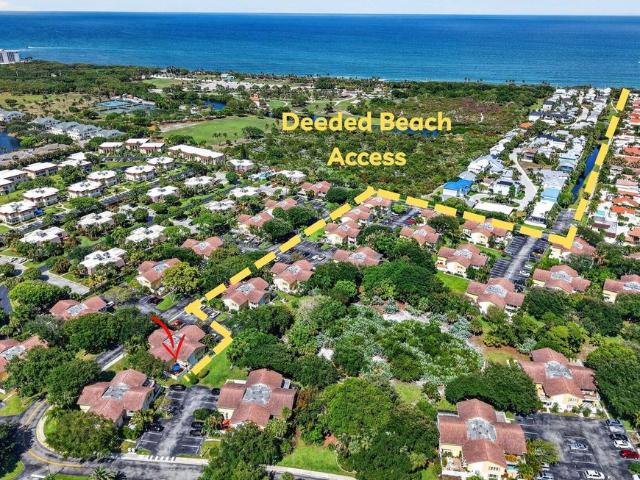 2 bedroom luxury Townhouse for sale in Jupiter, Florida