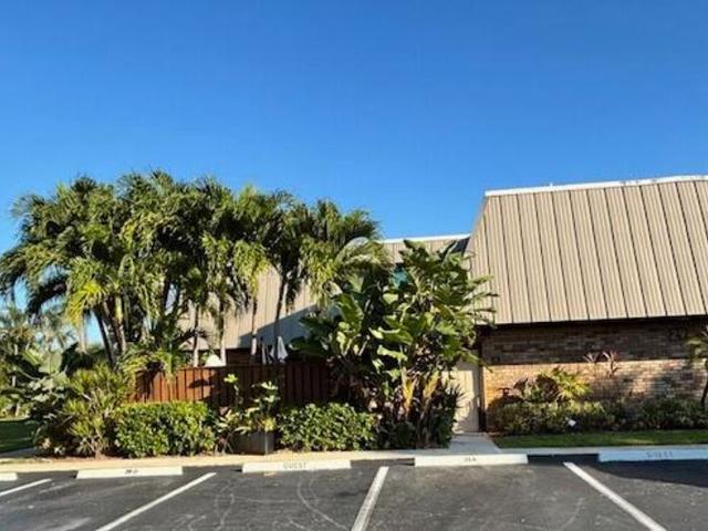 2 bedroom luxury Townhouse for sale in Jupiter, United States