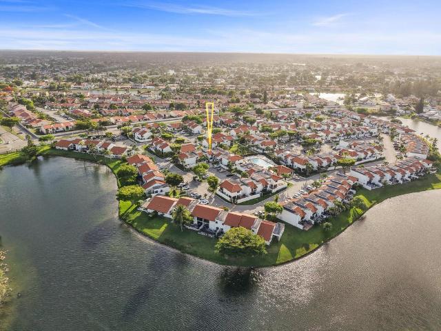 2 bedroom luxury Townhouse for sale in Miami Terrace Mobile Home, Florida