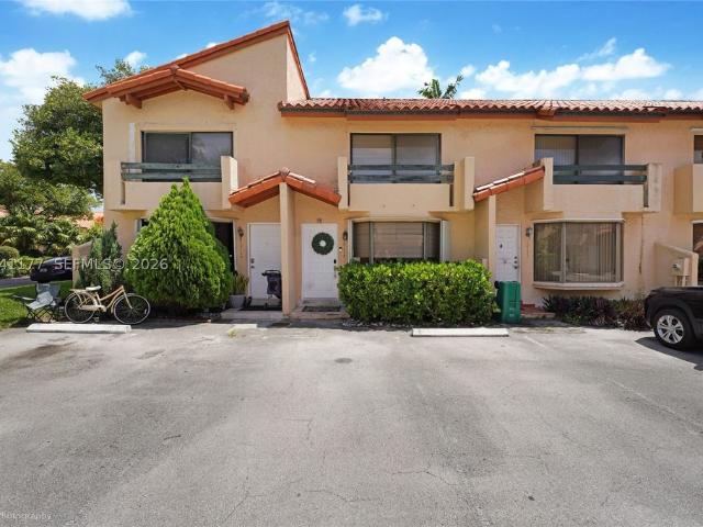 2 bedroom luxury Townhouse for sale in Miami, United States