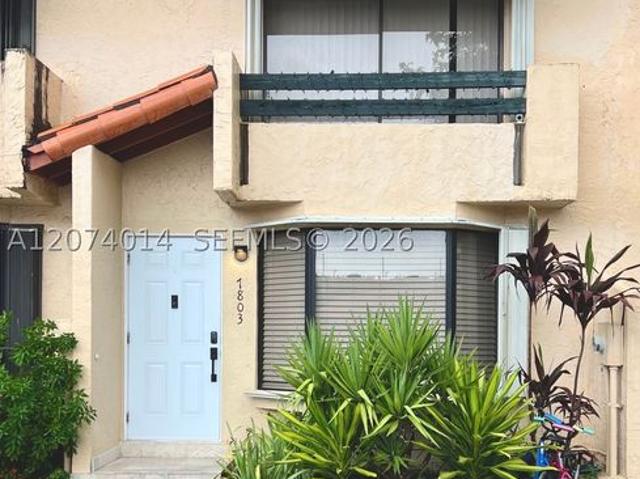 2 bedroom luxury Townhouse for sale in Miami, United States