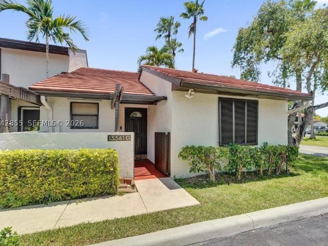 2 bedroom luxury Townhouse for sale in Miami, Florida