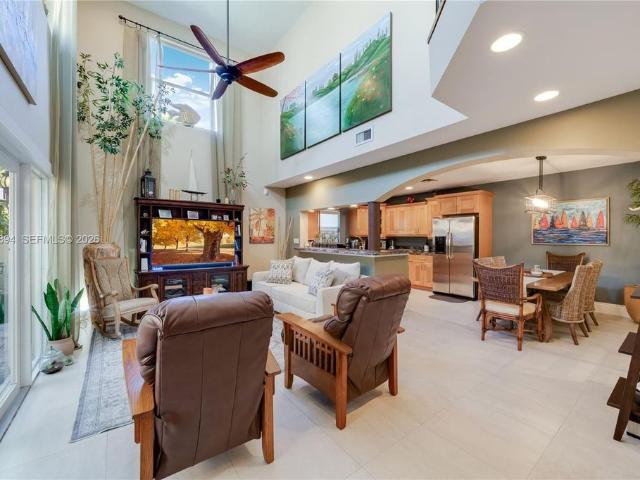 2 bedroom luxury Townhouse for sale in Miami, Florida