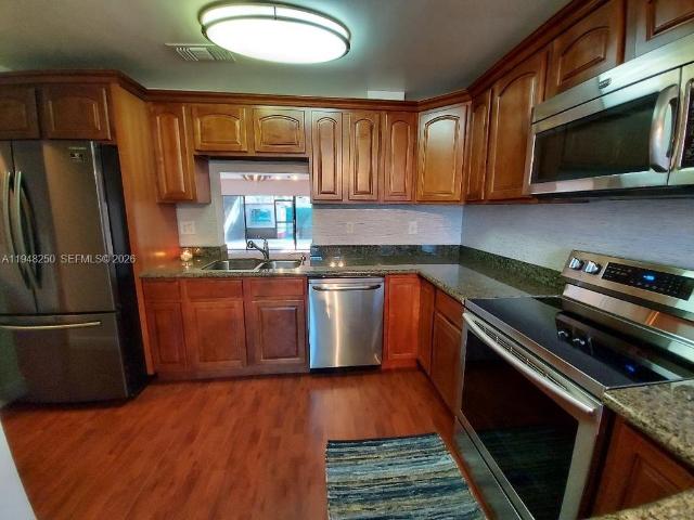 2 bedroom luxury Townhouse for sale in Miami, Florida