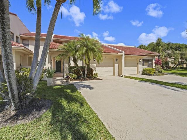 2 bedroom luxury Townhouse for sale in Palm Beach Gardens, United States